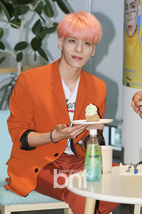 [bnt포토s] 샤이니 종현 '달콤함에 주의하세요' | bnt뉴스