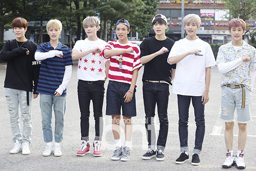 [bnt포토] NCT 127 '패기 넘치는 아침 인사' | bnt뉴스