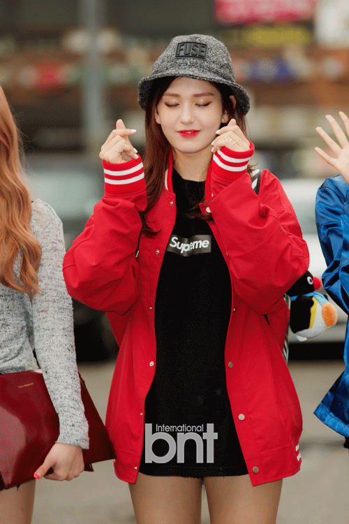 [bnt포토s] '16세의 엉뚱함' 전소미 '저 방향치 아니예요~' | bnt뉴스