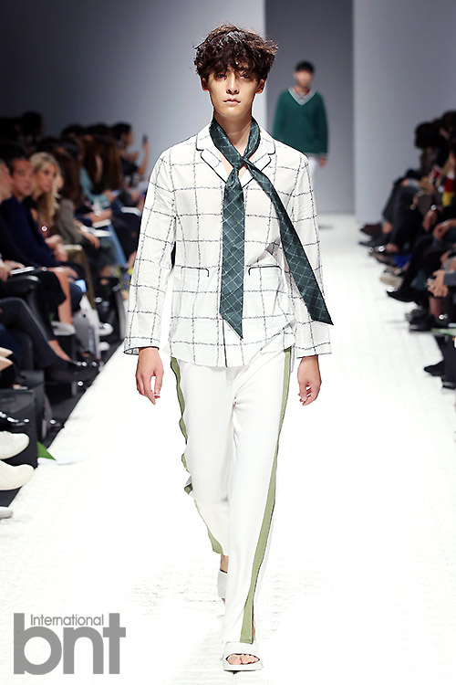 [bnt포토] 조민호, 스카프 휘날리며~ (SWBD) | bnt뉴스