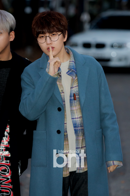 [bnt포토] b1a4 산들 '쉿~' | bnt뉴스