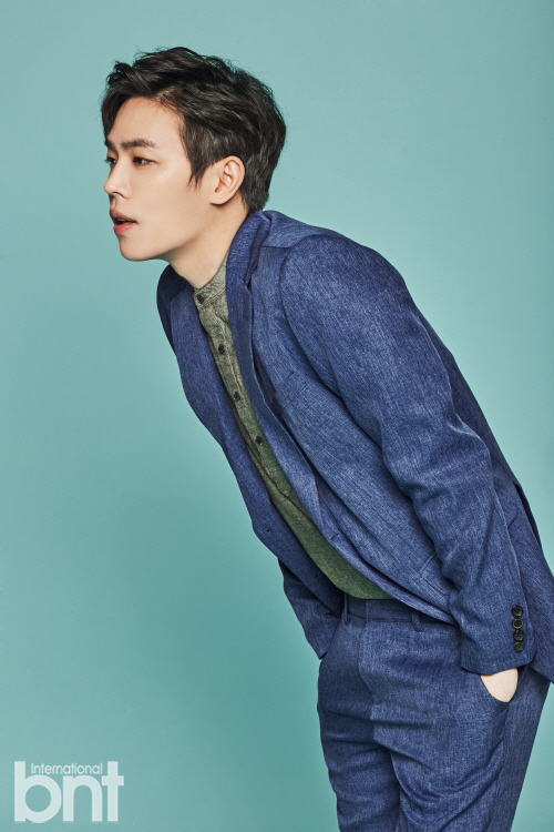 [화보] 이동하 “한석규 존경해, 부자지간으로 연기 하고파… 작은 역할도 OK” | bnt뉴스