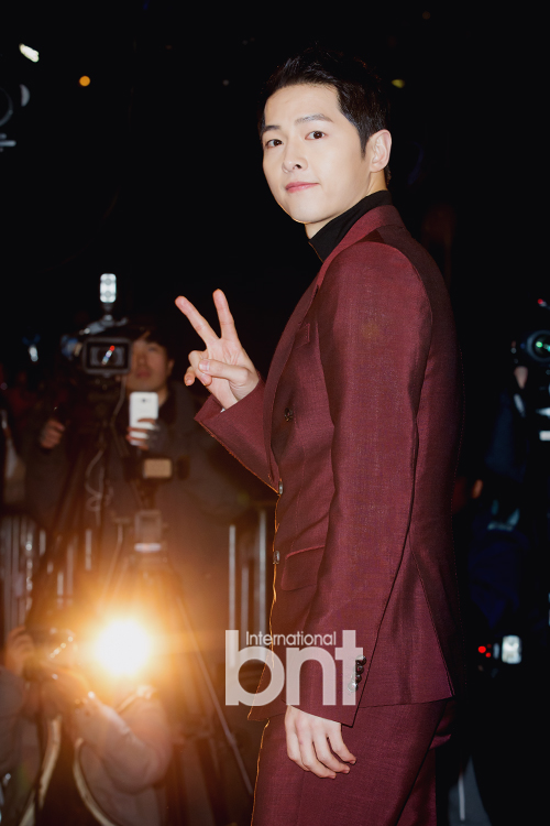 [bnt포토s] '해피뉴이어', 2016 KBS 연기대상 레드카펫에서 전하는 새해인사 | bnt뉴스