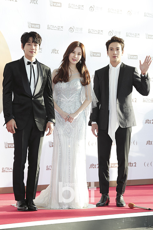 [bnt포토] 황치열-소녀시대 서현-씨엔블루 정용화 '화려한 3MC' | bnt뉴스