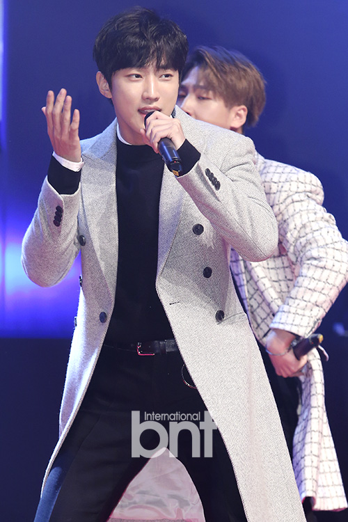 [bnt포토] B1A4 진영 '잘생김이 과해' | bnt뉴스