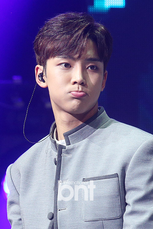 [bnt포토s] '이러니 안 반하나~' SF9 로운, 볼빵빵 귀요미 | bnt뉴스