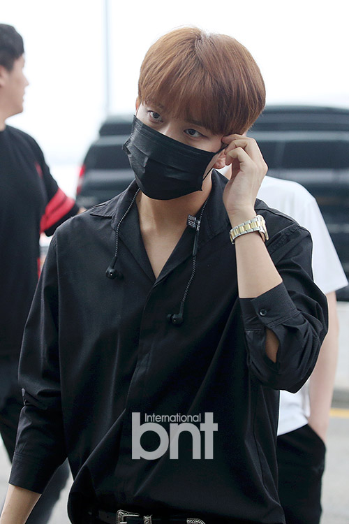 [bnt포토] B.A.P 영재 '다 가려도 훈훈해' | bnt뉴스