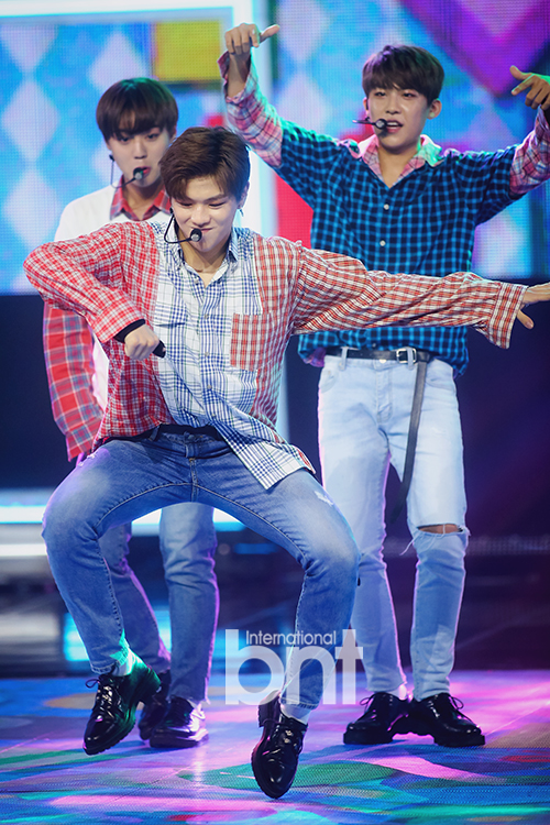 [bnt포토s] '느껴지나요pt2' 워너블 향한 워너원의 애교 퍼레이드 | bnt뉴스
