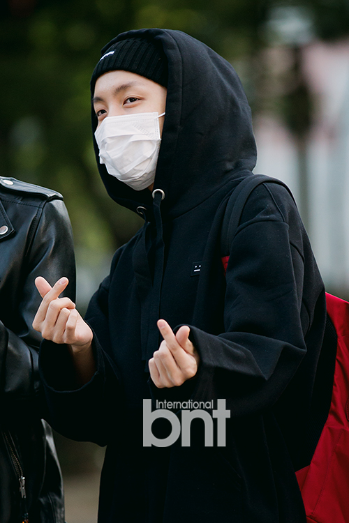 [bnt포토s] 'DNA=끼' 방탄소년단 제이홉 '못말리는 끼쟁이, 정호석' | bnt뉴스