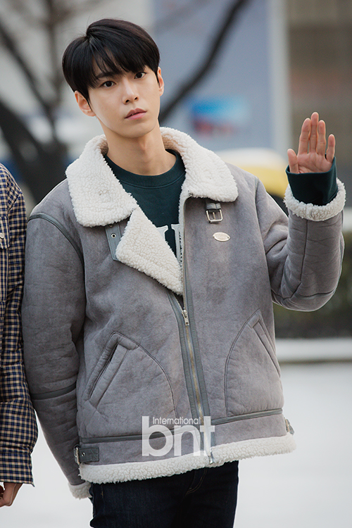 [bnt포토] NCT U 도영 '훈훈함을 담은 무표정' | bnt뉴스