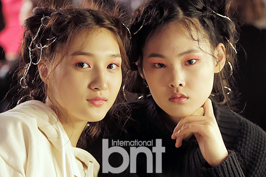 [bnt포토] 하나령-엘리스, 백스테이지 빛내는 아름다움 (SFW) | bnt뉴스