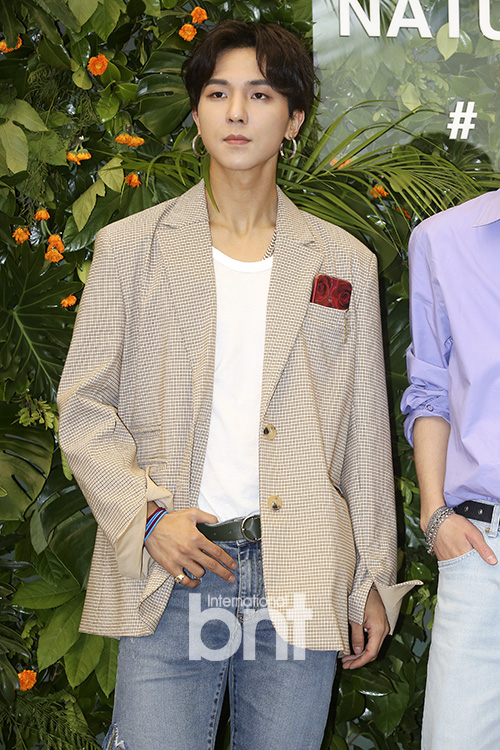 [bnt포토+] '얼굴살이 쏙 빠졌네' 송민호, 10kg감량 후 자신감 뿜뿜 | bnt뉴스