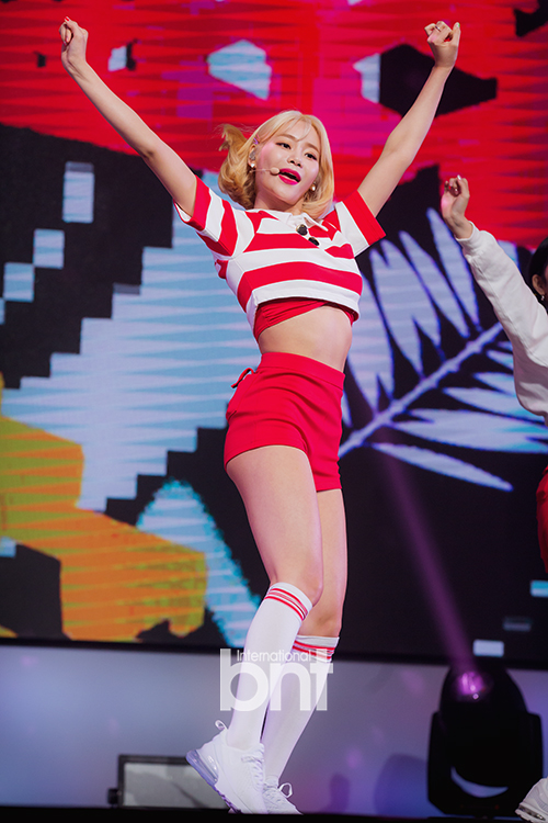 [bnt포토] AOA 유나 '길쭉길쭉' | bnt뉴스