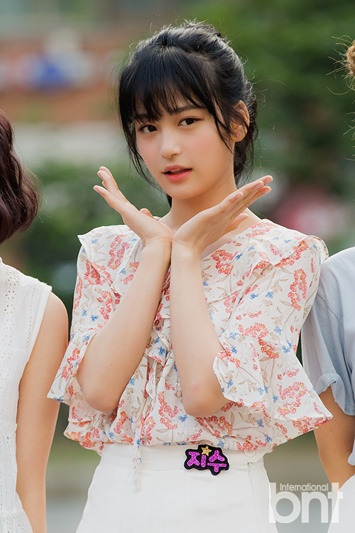 [bnt포토] 버스터즈 지수 '예쁨꽃이 활짝 피었지수' | bnt뉴스