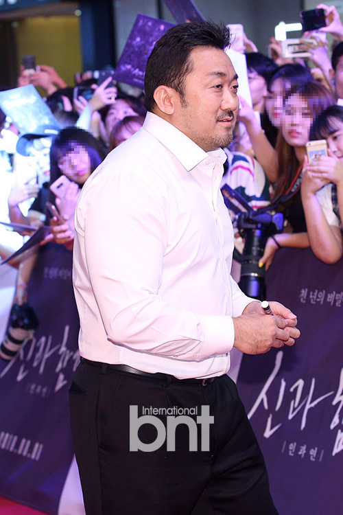 [bnt포토] 마동석 '레드카펫에 나타난 성주신' | bnt뉴스