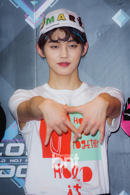 [bnt포토] TXT 연준 '입술이 빨개요' | bnt뉴스