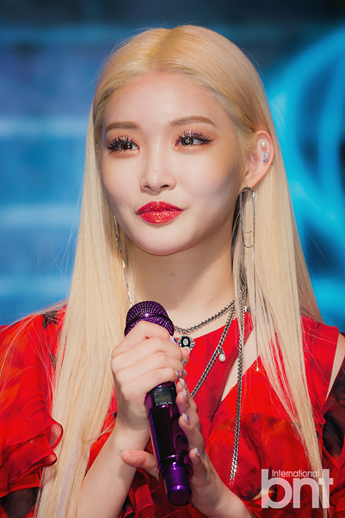 [bnt포토] 청하 '백발이 찰떡' | bnt뉴스