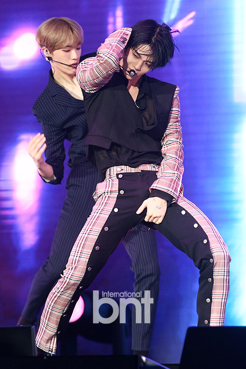 [bnt포토+] '러블리-섹시-큐티 담당' 배진영, 열일하는 CIX 센터 | bnt뉴스