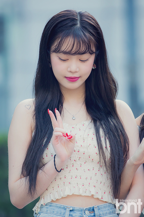 [bnt포토] (여자)아이들 수진 '아직은 마냥 수줍은 21살 소녀' | bnt뉴스