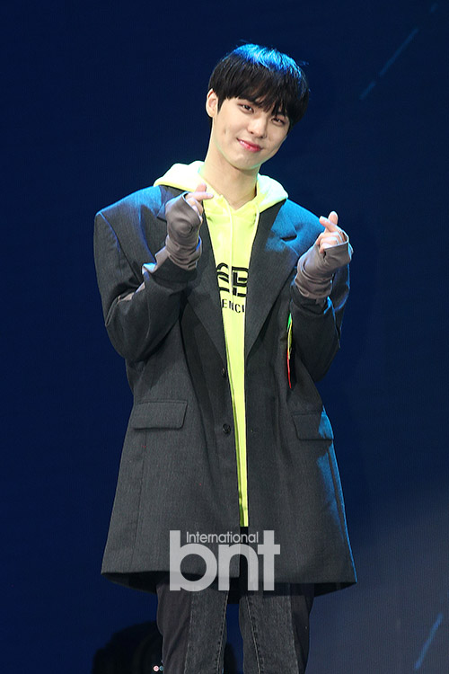 [bnt포토] CIX BX '하트 발사~' | bnt뉴스