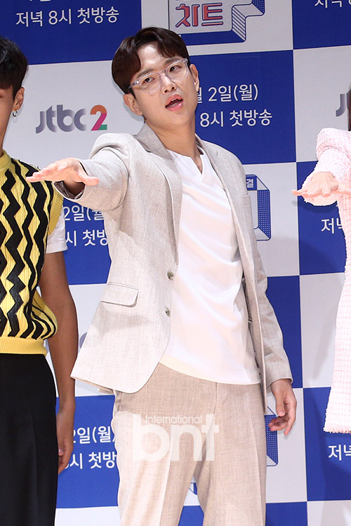 [bnt포토] 장성규 '요즘엔 내가 대세' | bnt뉴스