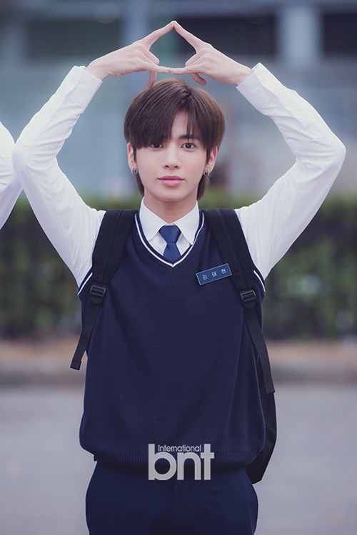 [bnt포토] txt 태현 '손가락이 길고 예쁨' | bnt뉴스