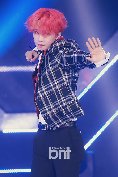 [bnt포토] AB6IX 임영민 '내 주먹을 받아랏' | bntnews