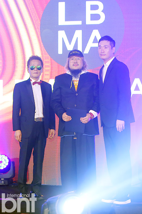 [bnt포토] 'LBMA 키즈모델어워즈 2019' 심사위원장 위촉받는 SM C&C 김진욱 프로듀서 | bnt뉴스