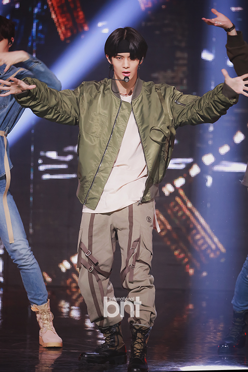 [bnt포토] CIX 배진영 '무대 장악하는 카리스마' | bnt뉴스