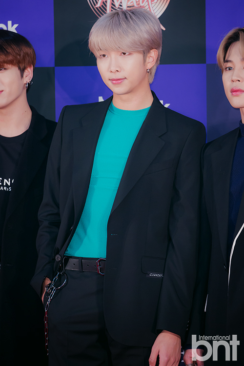 [bnt포토] 방탄소년단 RM '멋진 눈빛'(골든디스크어워즈) | bnt뉴스