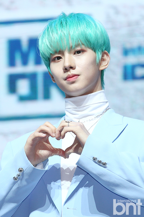 [bnt포토] MCND 윈 '샤방샤방 빛나는 요정 비주얼' | bnt뉴스