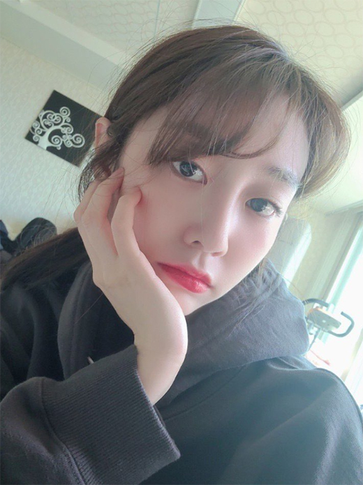 러블리즈 서지수, bnt 화보 촬영 맞아 SNS 라이브 예고 | bnt뉴스