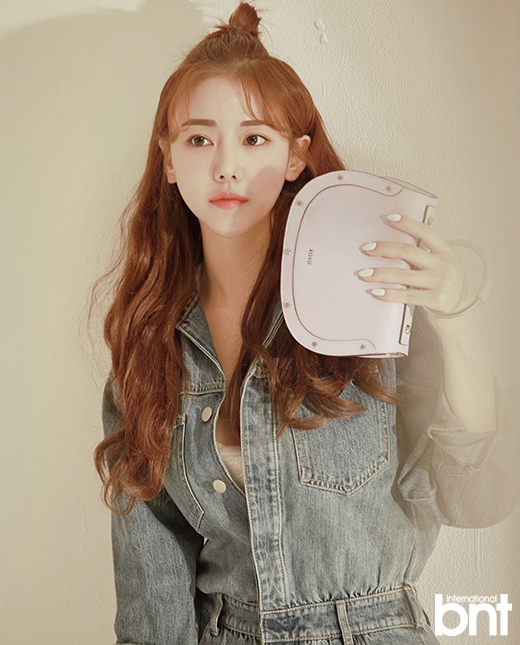 [화보] 제플 정호정, ‘XOXO’ 화보서 트렌디한 뉴욕 감성 뽐내 | bnt뉴스