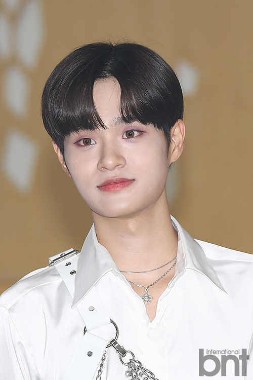 [bnt포토] AB6IX 이대휘 '색조 화장도 완벽 소화' | bnt뉴스