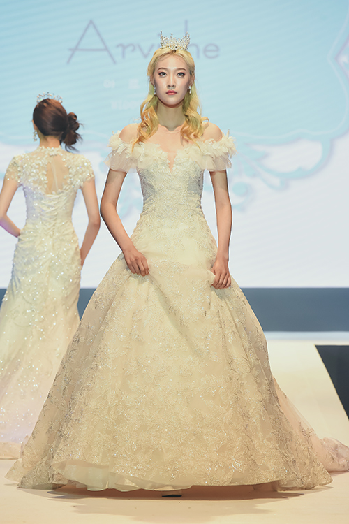 [포토] 아르비체 '동화 속 공주처럼'(2021 K-MODEL AWARDS with AMF GLOBAL) | bnt뉴스
