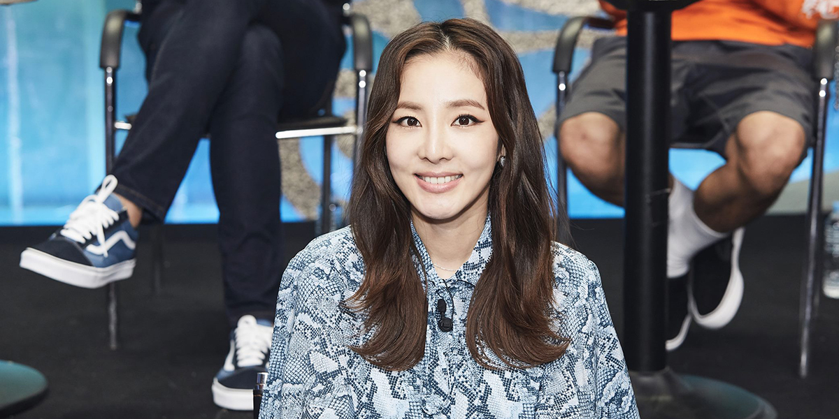 소녀시대 vs 2NE1, 싱크로율 100% 복면가수들 등장?! | bnt뉴스