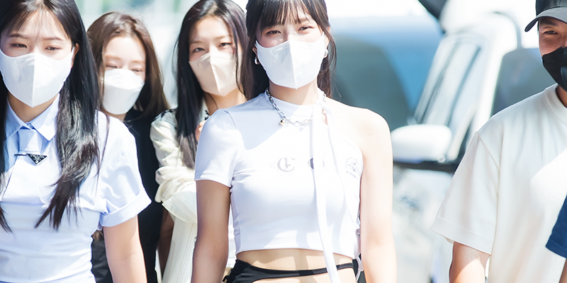 [bnt포토] 레드벨벳 조이 '파격적 Y2K 패션' | bnt뉴스