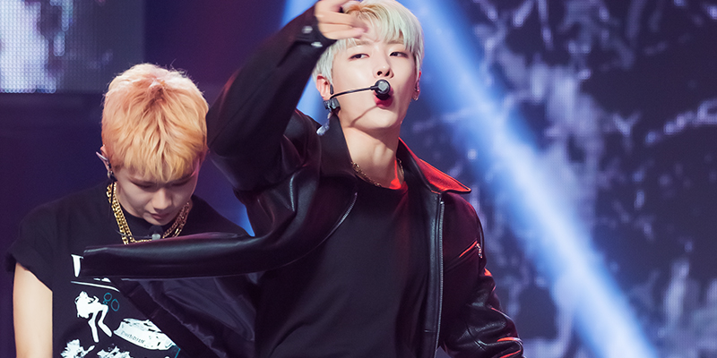 [bnt포토] DKZ 재찬 '오늘도 1위 가즈아' | bnt뉴스