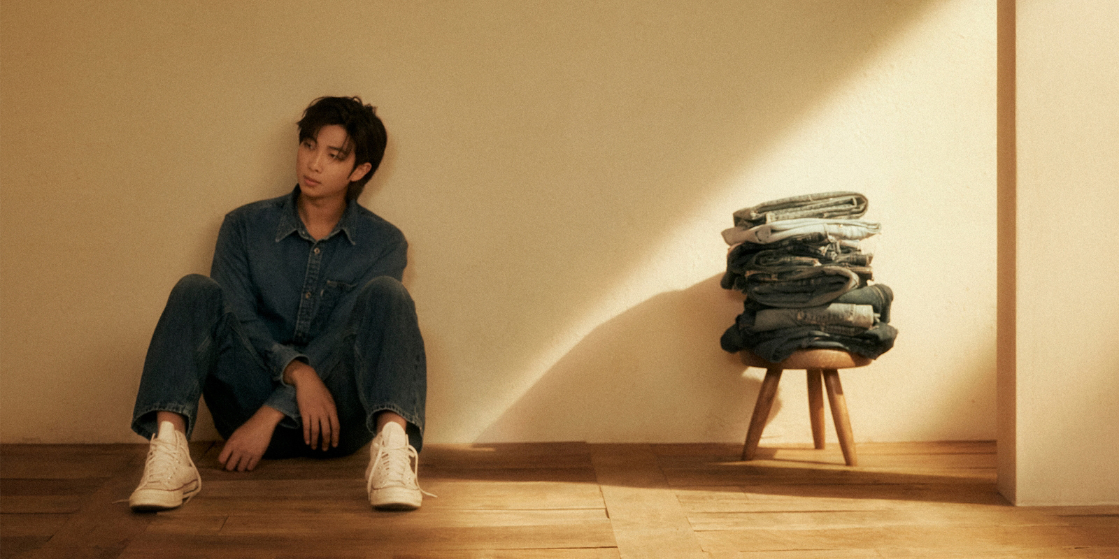 방탄소년단 RM 솔로 앨범 ‘Indigo’, 美 ‘빌보드 200’ 15위 진입 | bnt뉴스