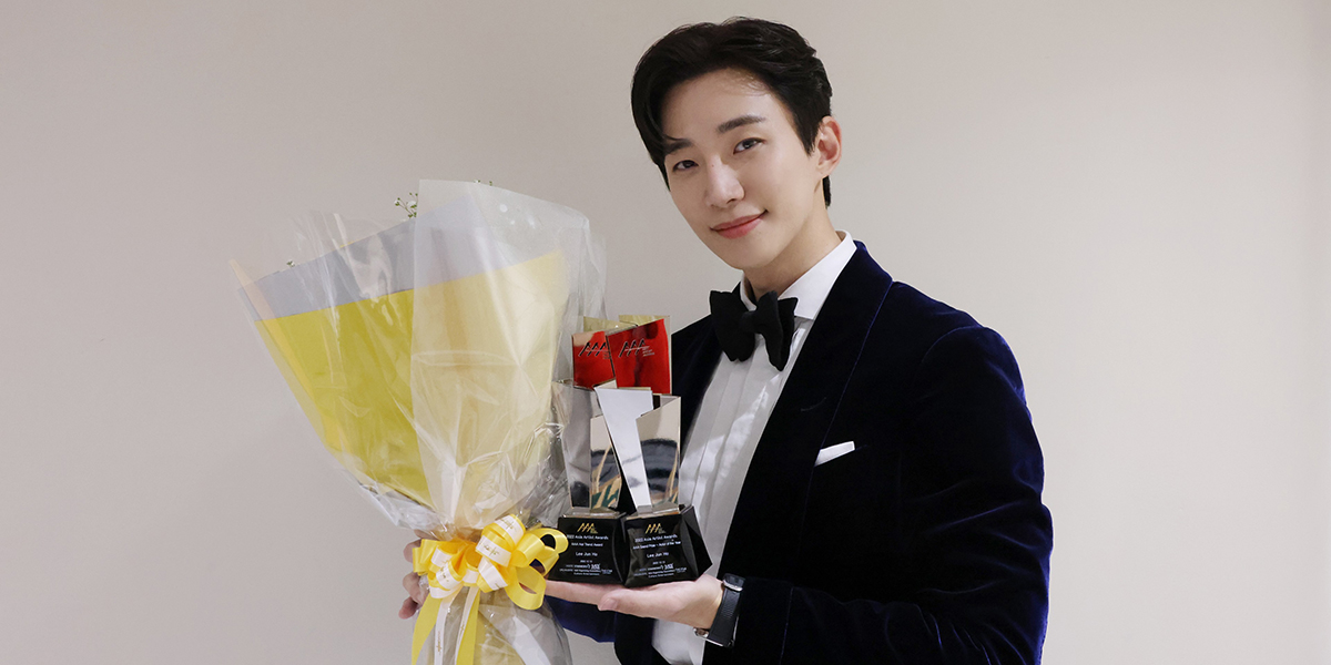 이준호, ‘2022 AAA’ 올해의 배우상 수상... “좋은 영향, 좋은 연기, 좋은 에너지 전하는 꿈 생겨” | bnt뉴스