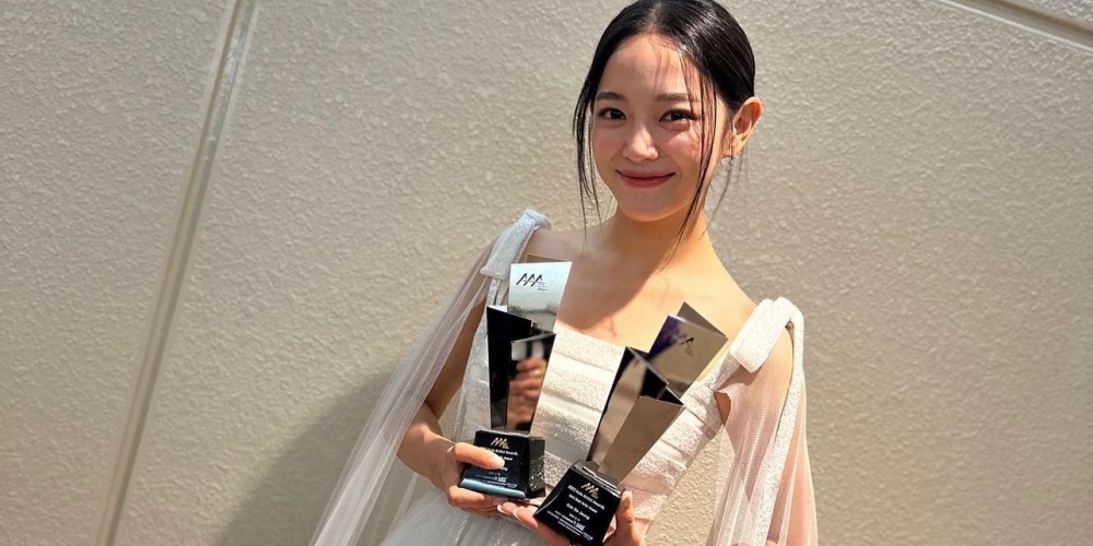 김세정, ‘2022 AAA’ 2관왕 달성! 독보적 ‘글로벌 만능 엔터테이너’ 입증 | bnt뉴스