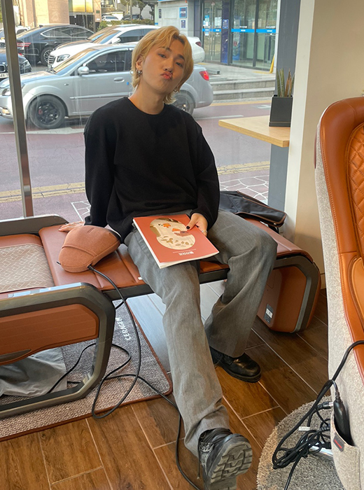 [인플루언서는 멋지다! 행복을 제조하는 그들의 스토리] 연중기획. 블랙온 blackon ‘수입없는 18살 YG연습생, 크리에이터 ...