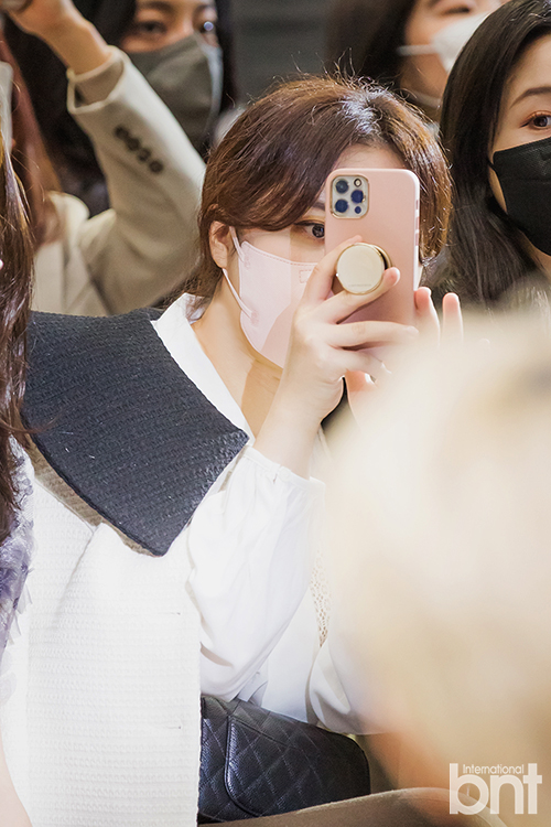 [bnt포토] 무드클로젯 오수민 '눈빛이 궁서체'(CEEANN 패션쇼) | bnt뉴스