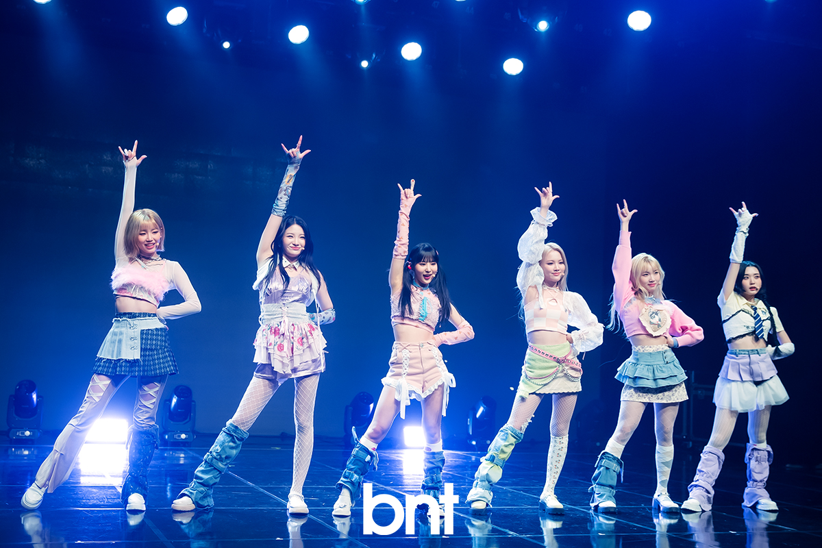 [bnt포토] 'WE ARE YOUNG' 선포하는 트라이비 | bnt뉴스