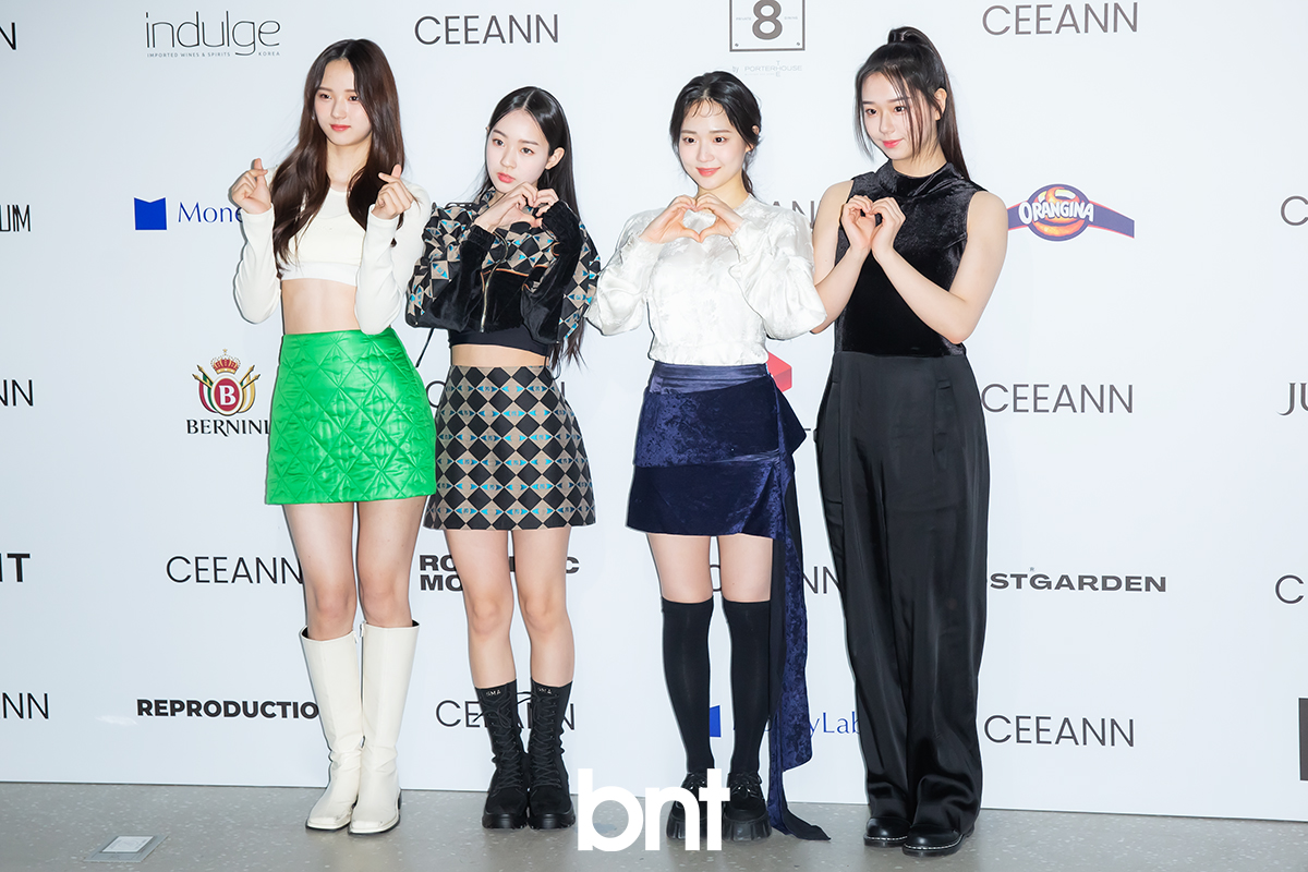 [bnt포토] 트리플에스 이지우-김수민-윤서연-김채연 '5월에 크리스탈 아이즈로 찾아뵐게요'(CEEANN 컬렉션) | bnt뉴스