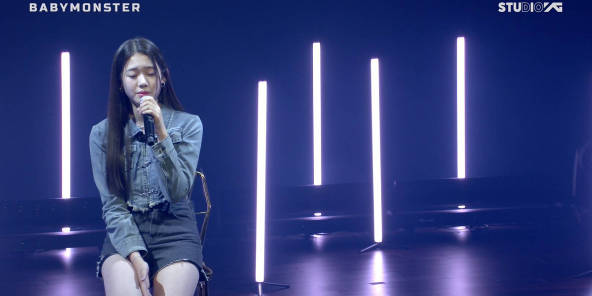 YG 신인 베이비몬스터 로라, 가창력 폭발...‘감동의 무대’ | bnt뉴스