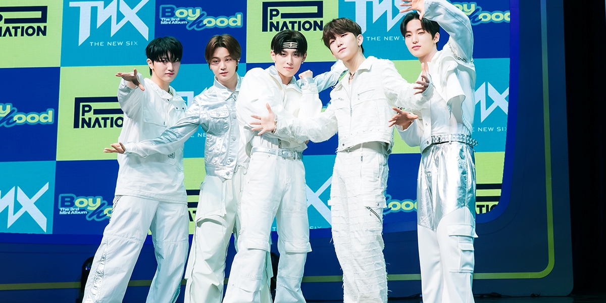 더뉴식스, 소년들의 Y2K로 보여주는 극강의 청량함 | bnt뉴스