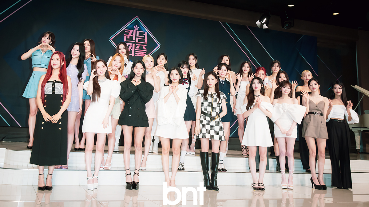 [bnt포토] '포토타임 갖는 퀸덤퍼즐 출연진' | bnt뉴스