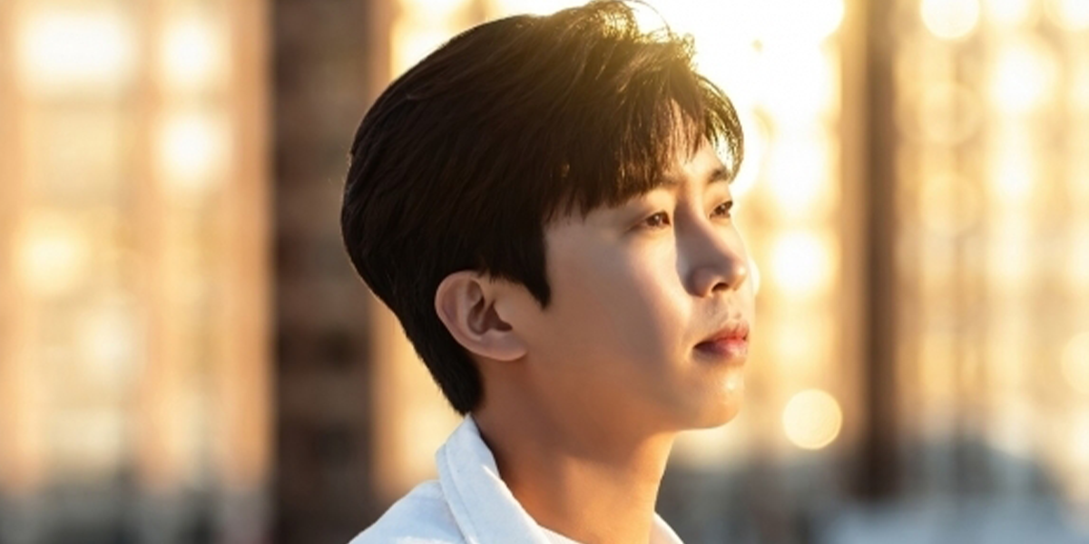 임영웅, 자작곡 ‘모래 알갱이’로 영화 ‘소풍’ OST 참여 | bnt뉴스