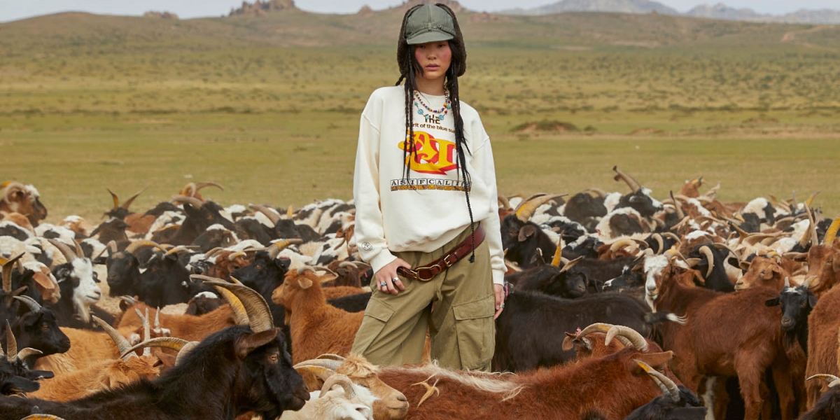 에즈이프캘리, 23 FW 컬렉션 출시 및 몽골서 촬영한 룩북 공개 | bnt뉴스